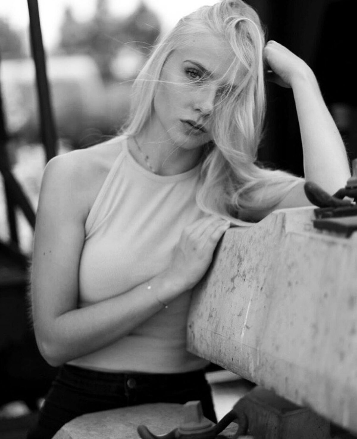 Feana - Smiling Models