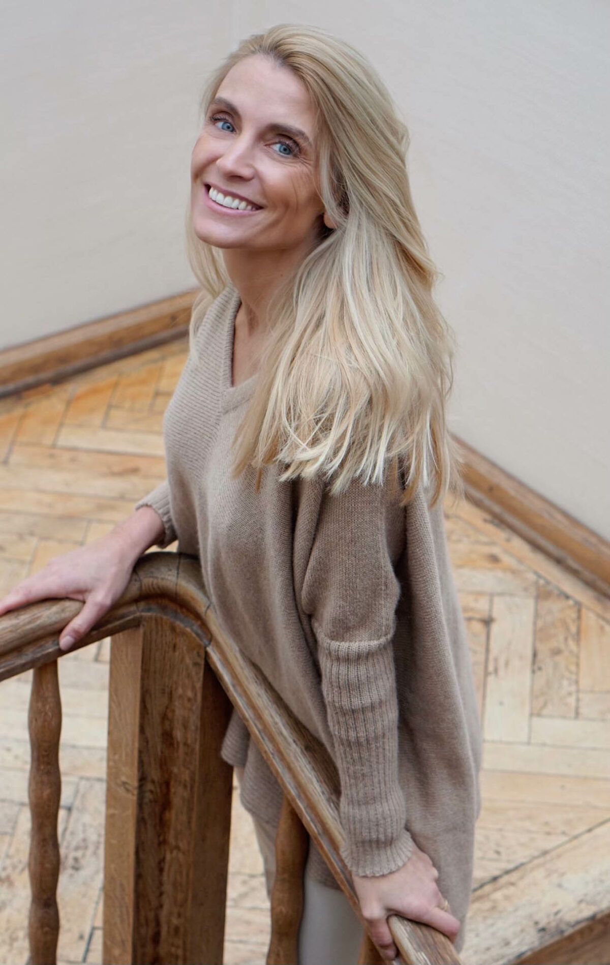 Sibylle - Smiling Models